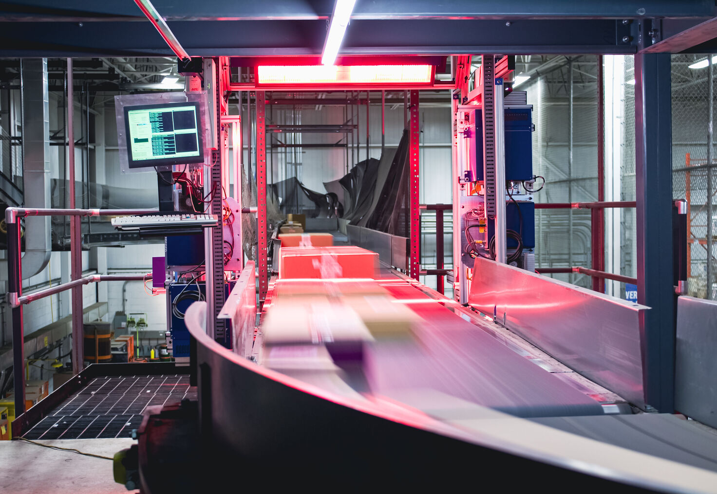 Innovative Warehouse Automation Solutions | Murrelektronik